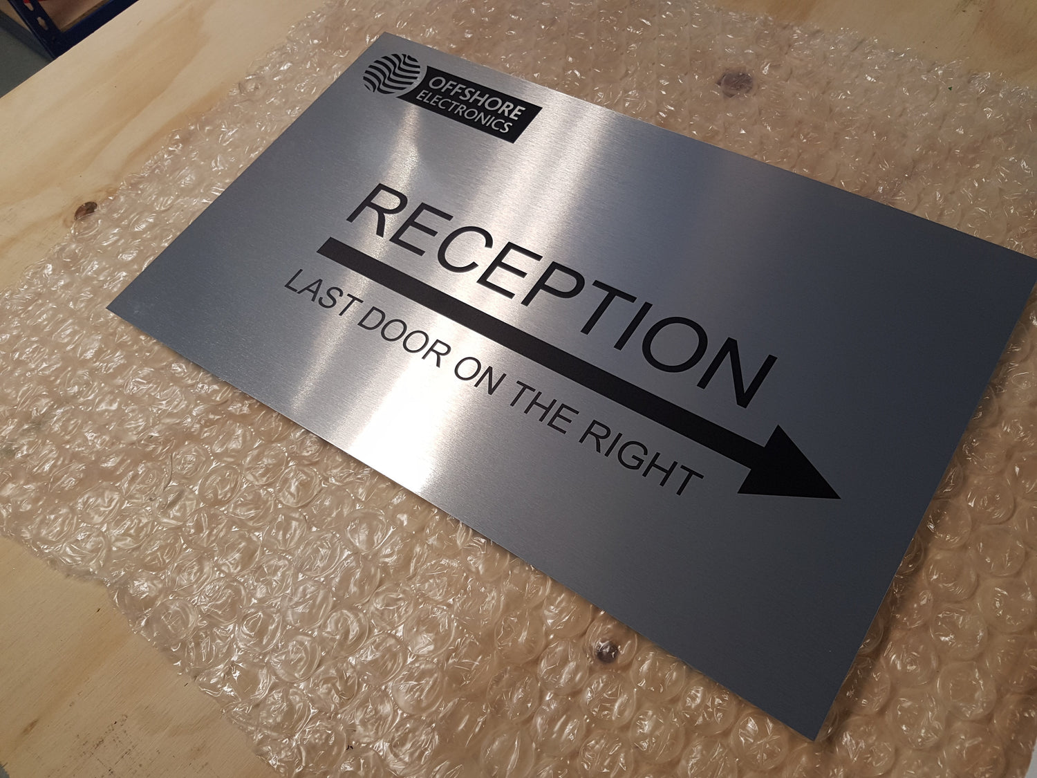 Directional Reception sign for Offshore Electronics | Viro Display UK